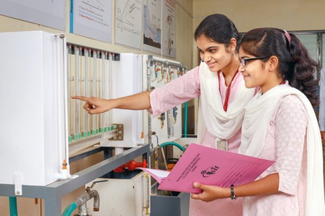 Photo Gallery's – Basic Science & Humanities Engineering